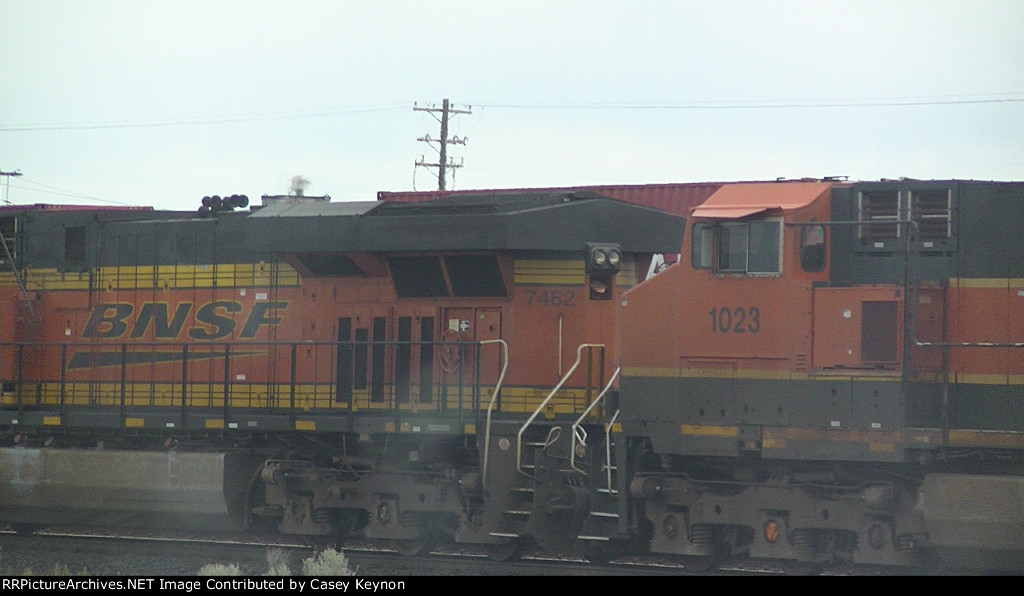 BNSF 1023&7462